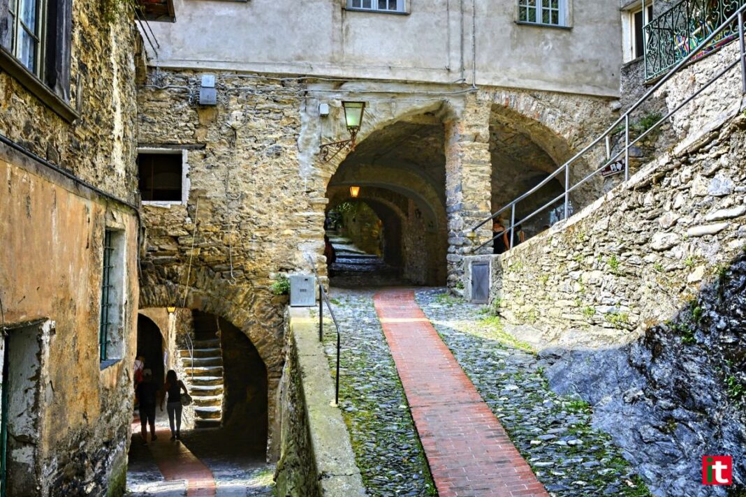 Triora: cosa vedere nel borgo delle streghe: guida ai luoghi del mistero